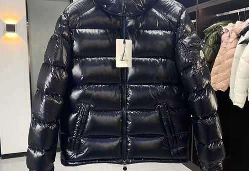 Пуховик Moncler