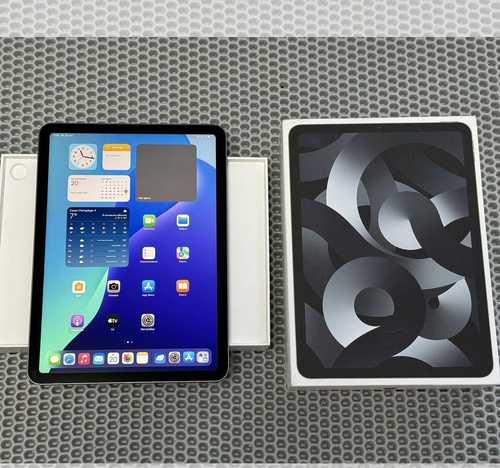 iPad Air 5 M1 64Gb Wi-Fi Gray 100 акб