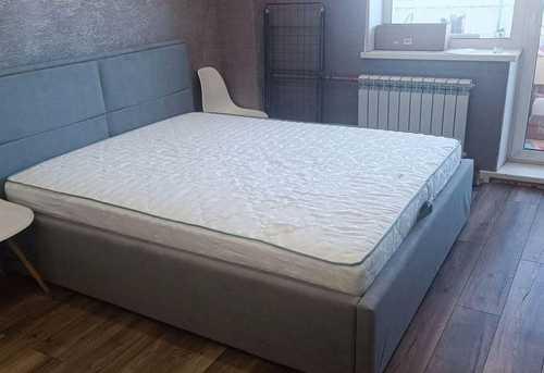 Кровать новая двухспальная с подъемным механизмом