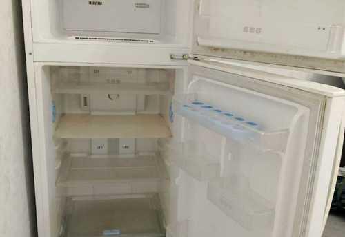 Холодильник бу, высота 1500 см