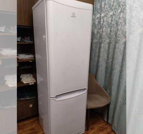 Холодильник indesit no frost бу