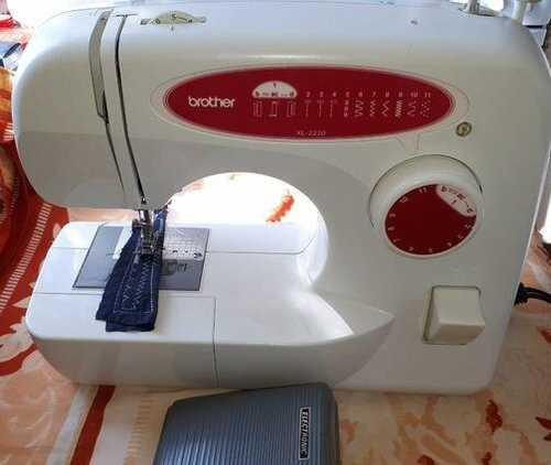 Швейная машина Brother XL-2220
