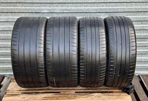 Michelin Pilot Sport 4 245/45 R19 и 275/40 R19 105Y
