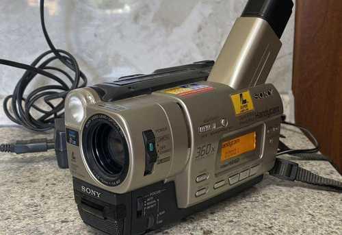Видеокамера Somy Handycam 360x