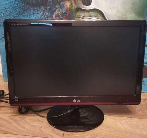 Монитор 21,5" LG Flatron E2250T-PN