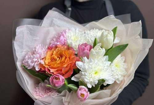 Цветы Букет из тюльпанов и хризантем