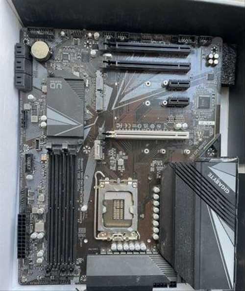 Gigabyte z690 ud ax