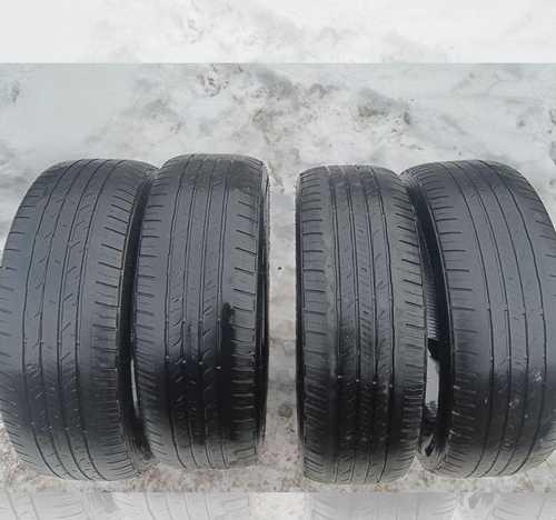 Bridgestone Dueler H/T 215/60 R17 96