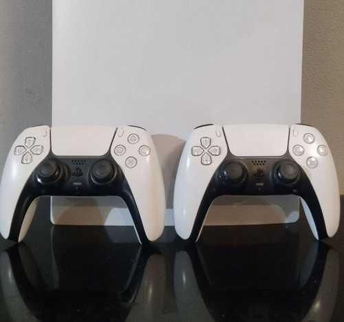 SonyPlaystation 5   2 геймпада