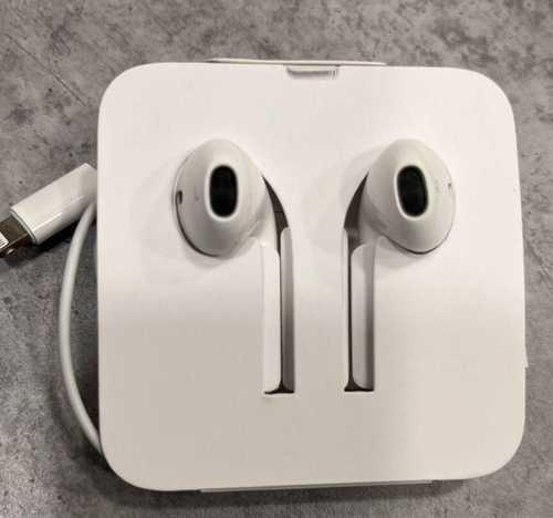 Наушники earpods проводные