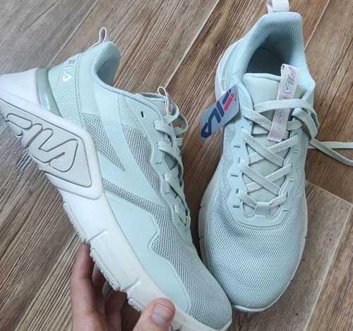 Кроссовки fila 41 новые