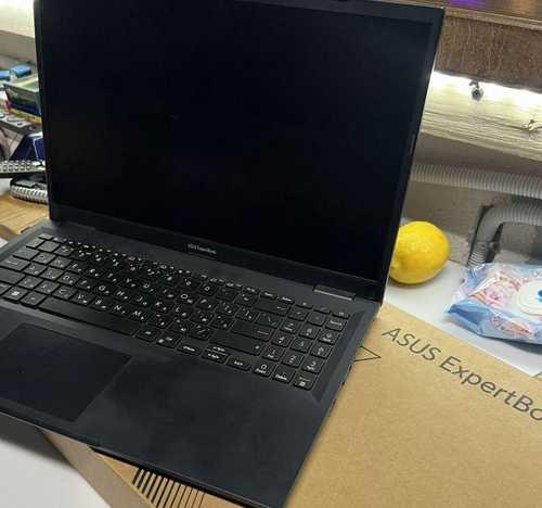 15.6" Ноутбук asus ExpertBook