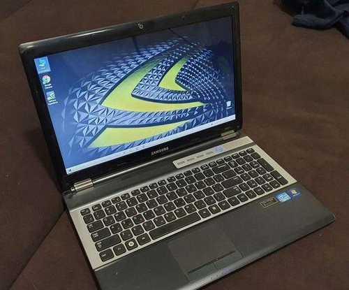 15.6" ноутбук Samsung RF511 на i5