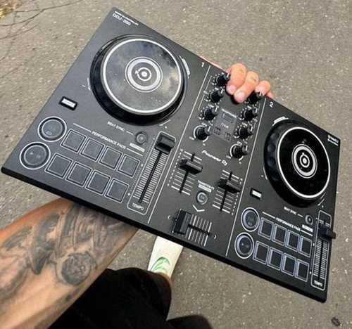 Pioneer ddj 200