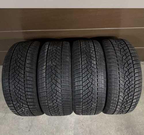 Goodyear UltraGrip Performance+ 225/45 R18 95V