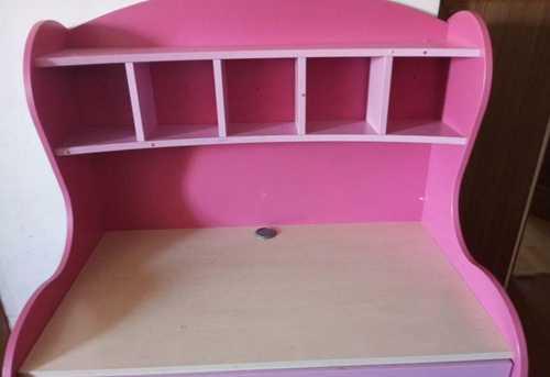 Письменный стол розовый