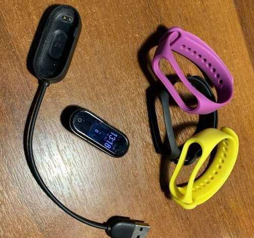 Фитнес браслет xiaomi mi band 4