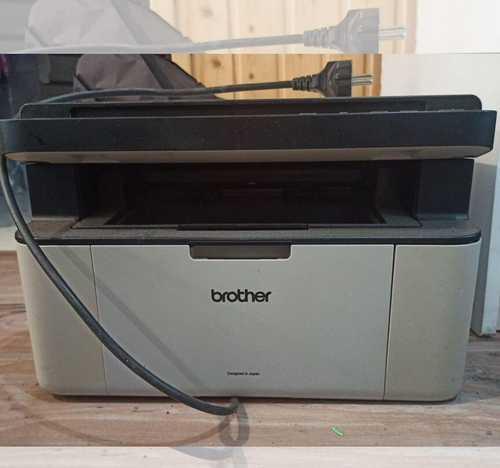 Принтер лазерный мфу brother model DCP-1510R