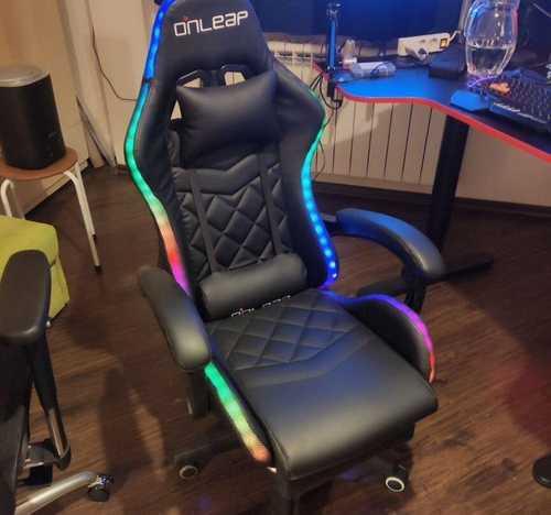 Игровое кресло с подсветкой