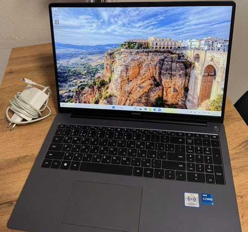 Huawei matebook d16