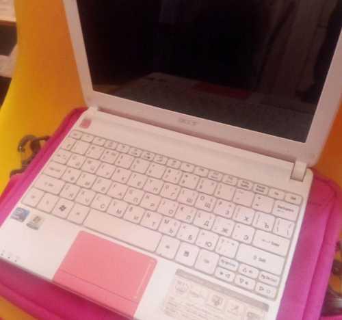 Нетбук Acer acpire one happy2 n578Qpp