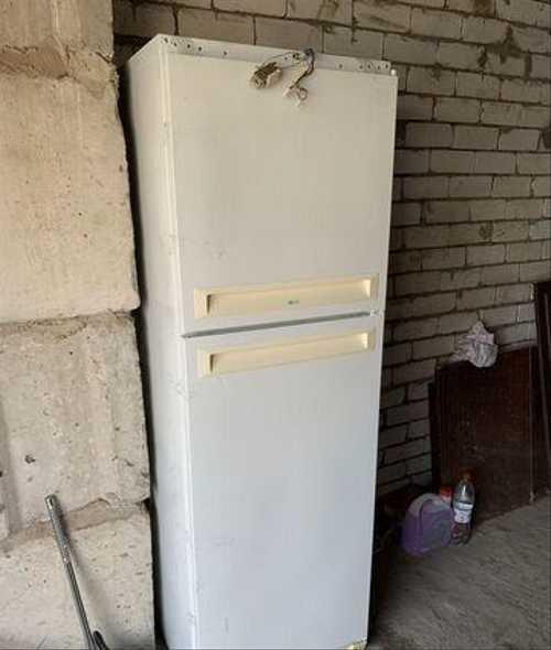 Холодильники бу Stinol на запчасти или в ремонт