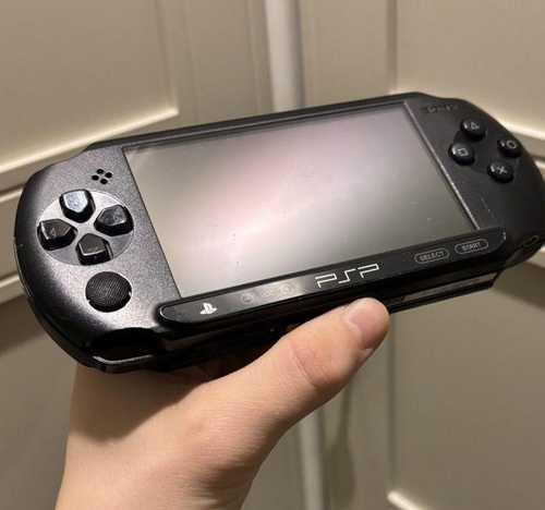 Sony PSP E1008 (Street)