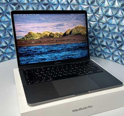 MacBook Pro 13 2022 M2 512Gb Space Gray, комплект