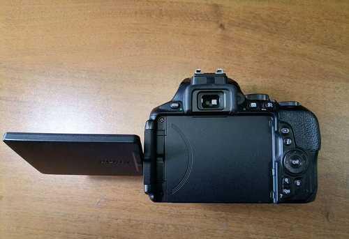 Nikon D5600 kit AF-P 18-55 VR