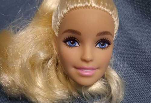 Голова Barbie Made to Move + аутфит Новое