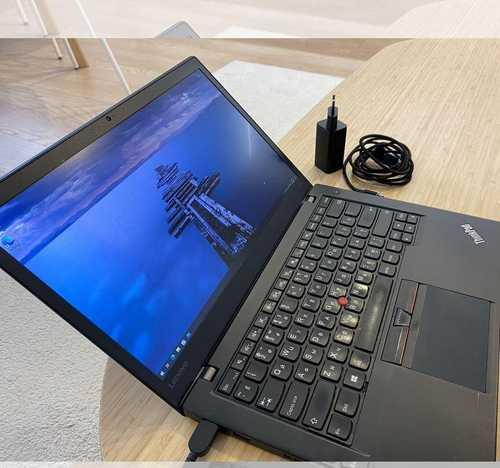 14" Lenovo ThinkPad T460s, Core i7, RAM 12 ГБ, 256 ГБ, Intel HD Graphics 520
