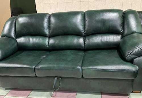Шикарный кожаный диван. В идеальном состоянии