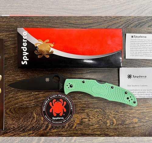 Spyderco Endura 4 Mint M4 Black