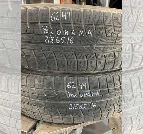 Yokohama Ice Guard IG50 215/65 R16