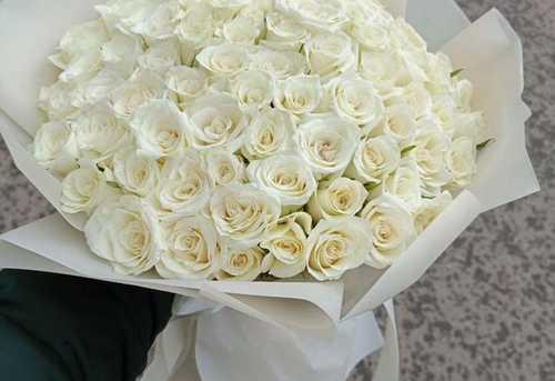 Шикарный букет 51 белая роза