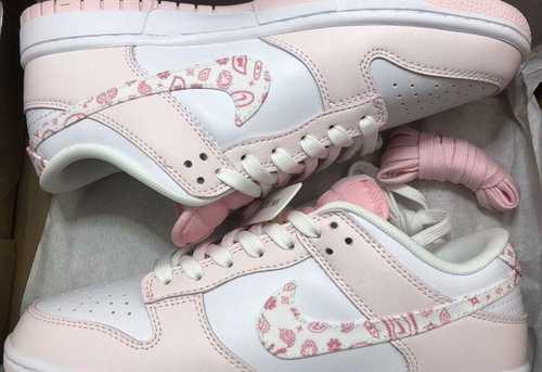 Nike Dunk Low Pink Paisley женские
