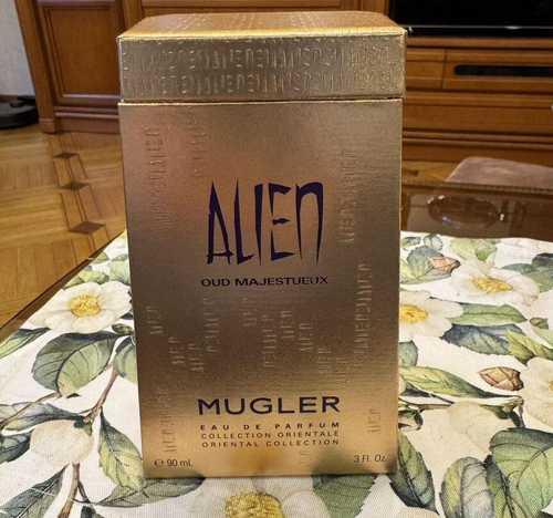 Парфюм Mugler Alien oud majestueux