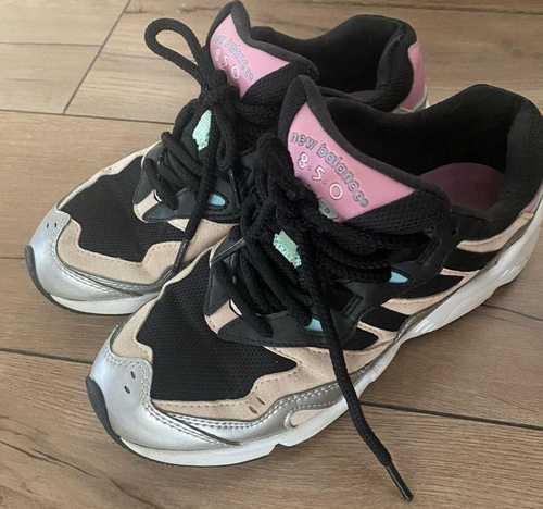 Кроссовки женские NB