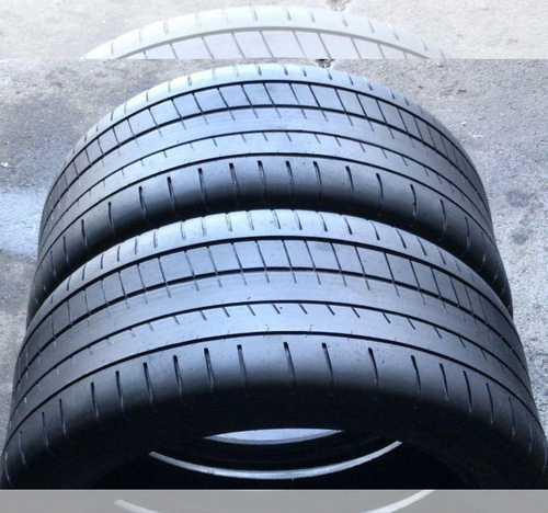 Michelin Pilot Super Sport 275/40 R19