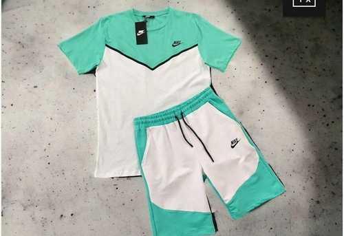 Спортивный костюм Nike Зелено-белый
