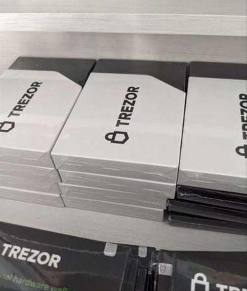 Криптокошелек Trezor model T