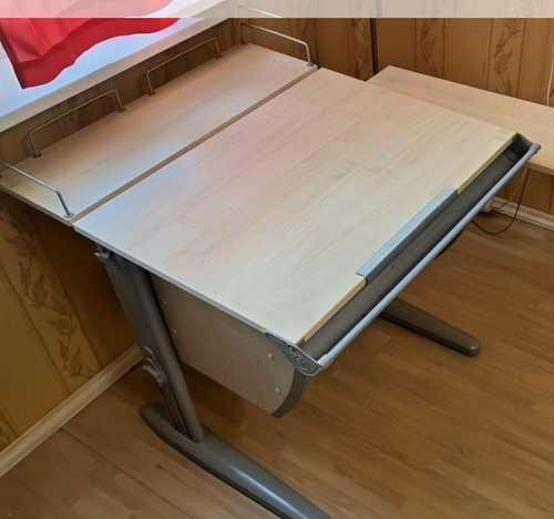 Письменный стол для школьника с полками бу