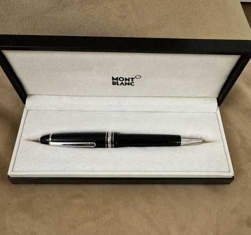 Montblanc перьевая ручка