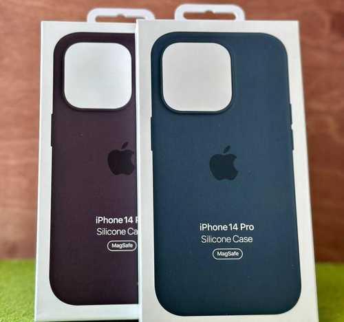 Apple Silicone Case для iPhone 14 Pro