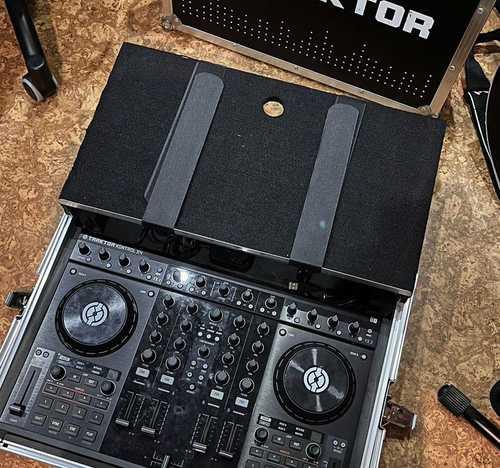 Dj контроллер traktor s4 mk2