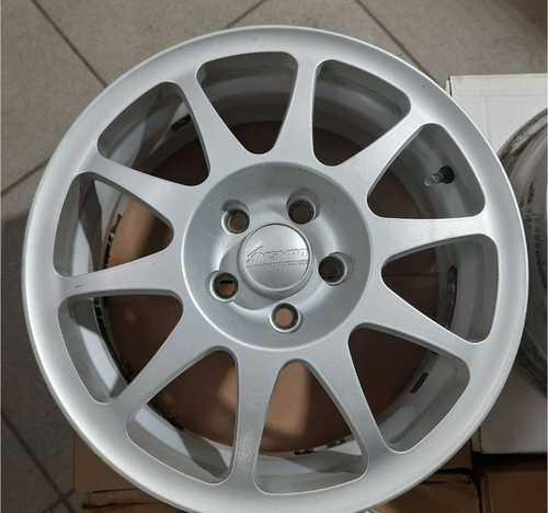 Всмпо Солярис 5,6кг R15 5x100 Slik Смк