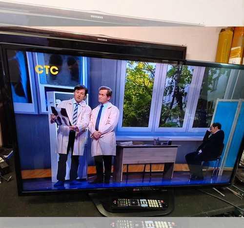 Телевизор LG 42" (108см)