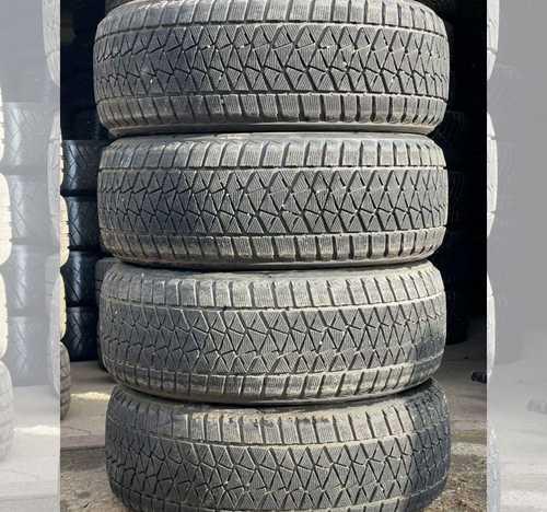 Bridgestone Blizzak DM-V2 235/55 R19 105T