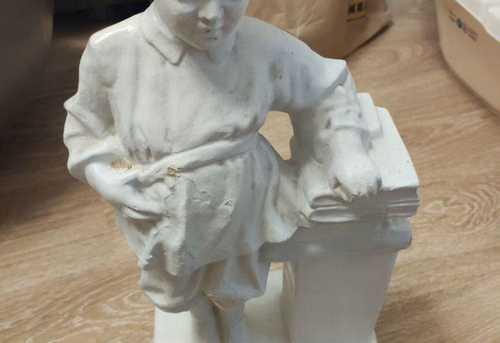 Скульптура. “В.И. Ленин в детстве”