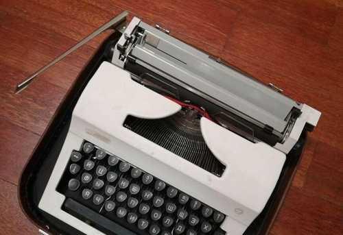 Пишущая машинка "Ортех" типа пп-215-09